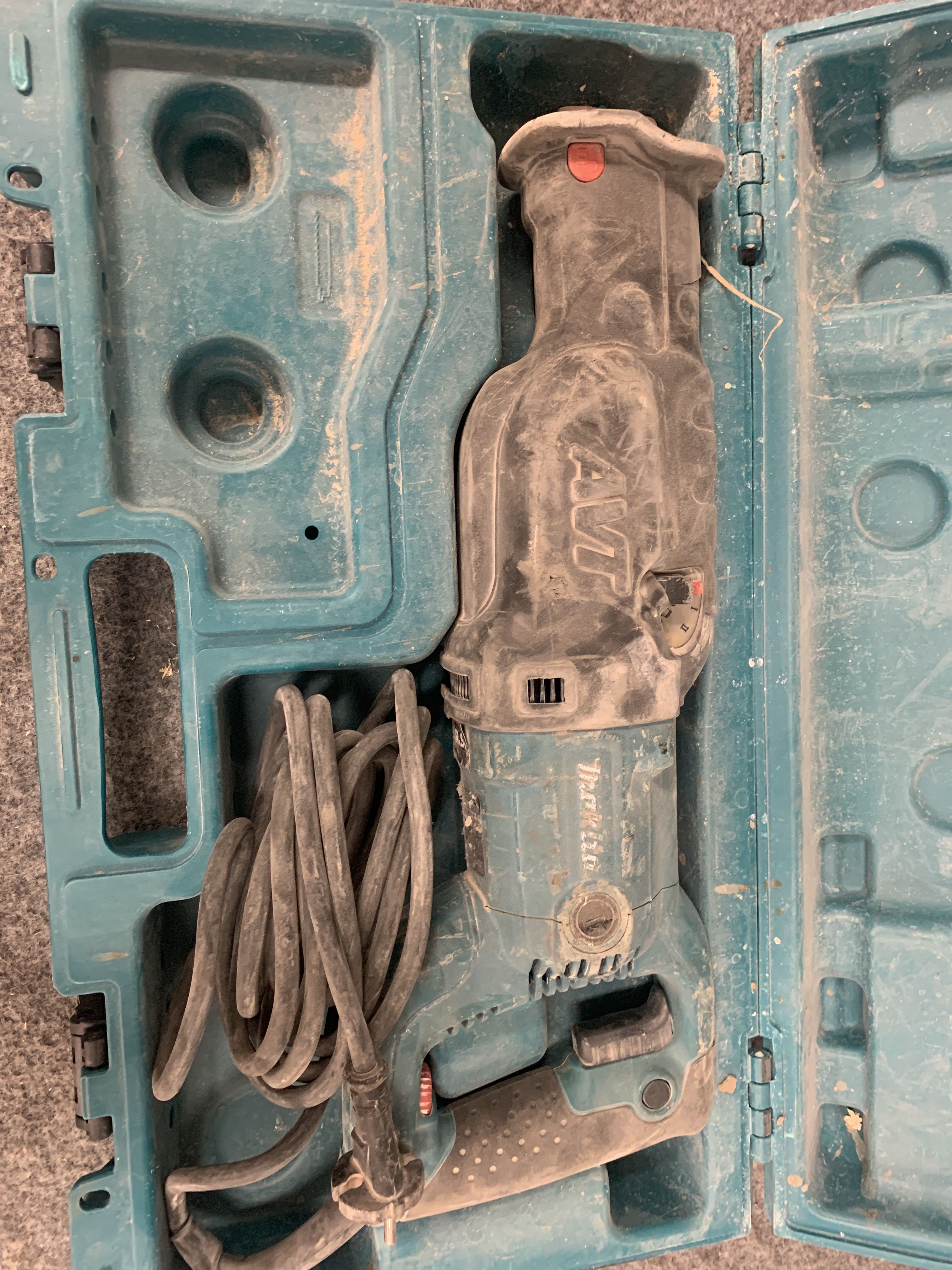Tiger saw Makita - PS Auction - We value the future - Largest in net ...