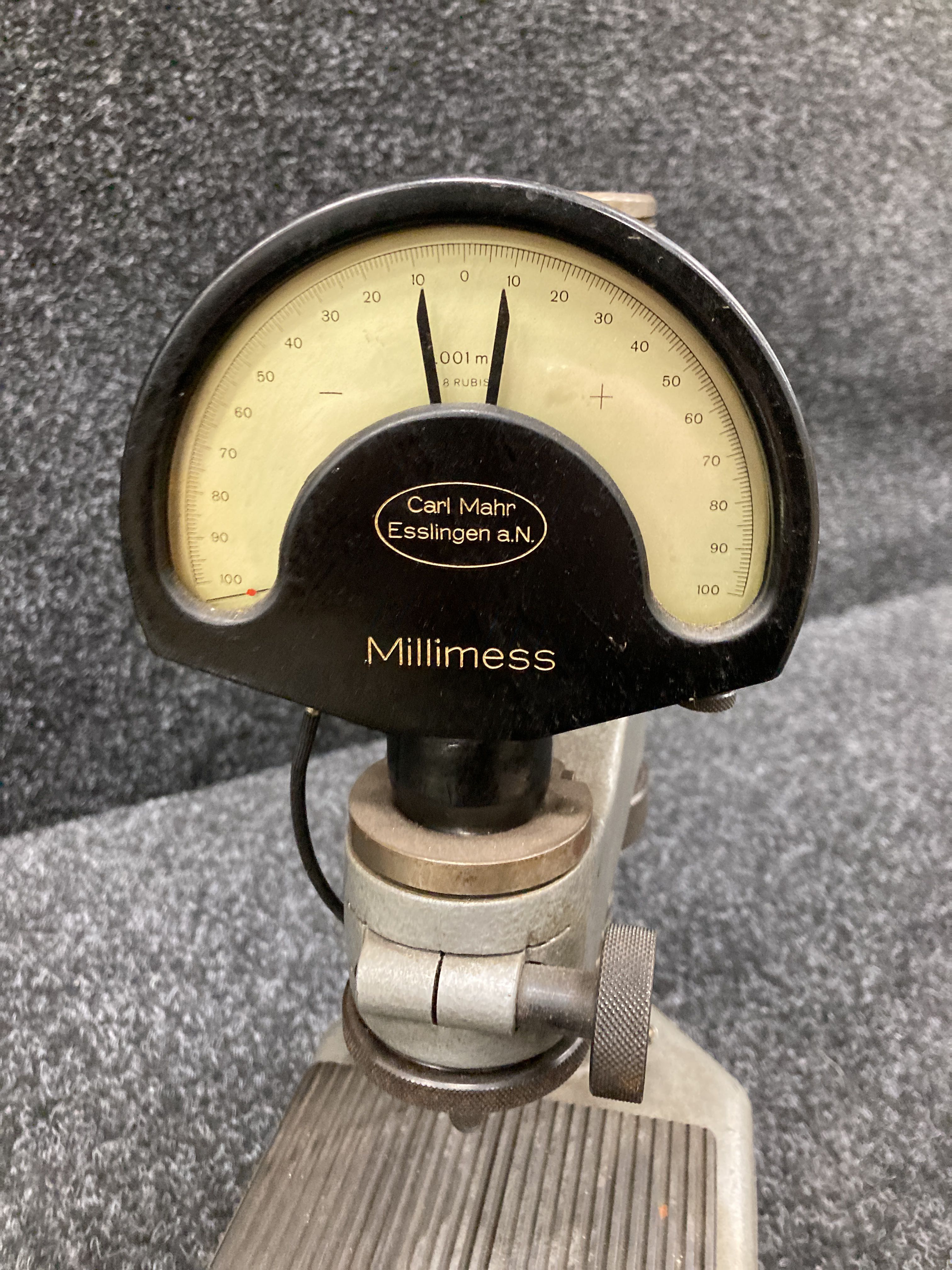Mikrokator watch on stand Mahr Millimess - PS Auction - We value the ...