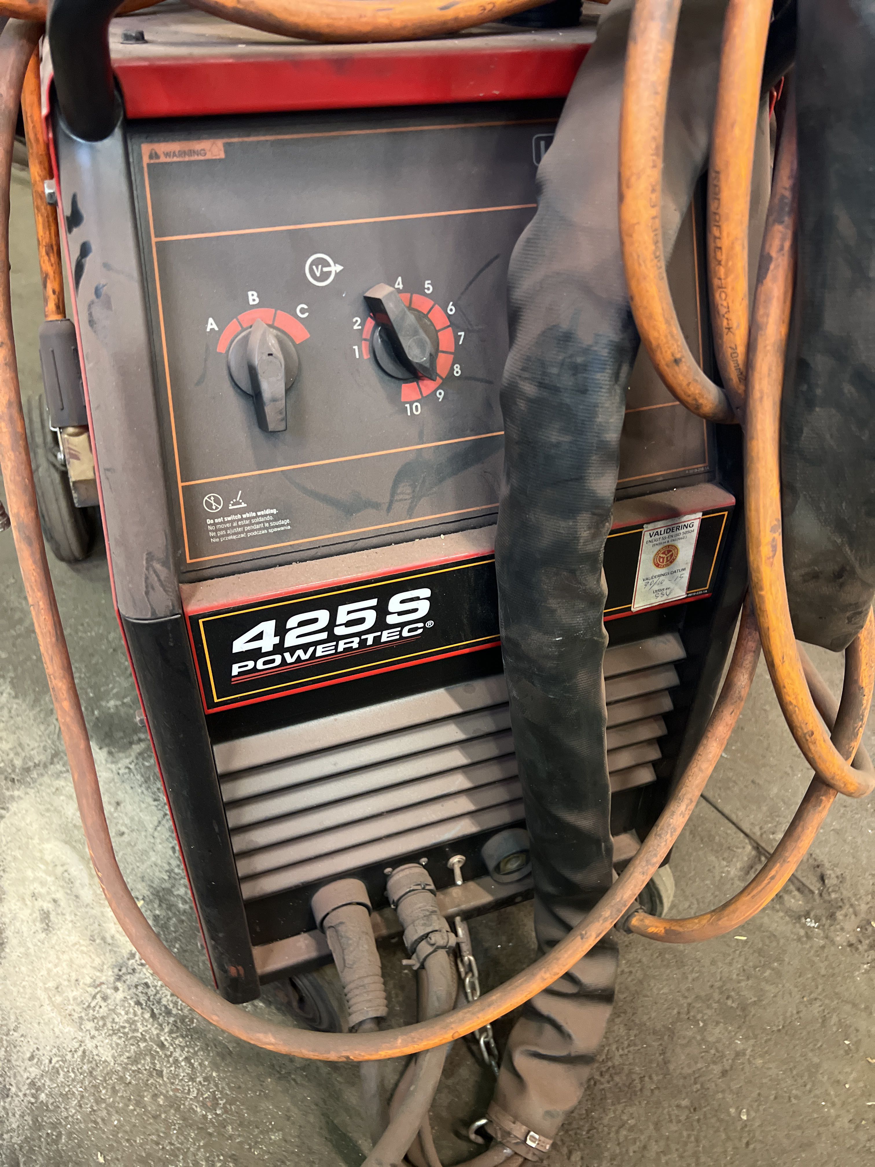 Wire weld Lincoln 425s - PS Auction - We value the future - Largest in ...