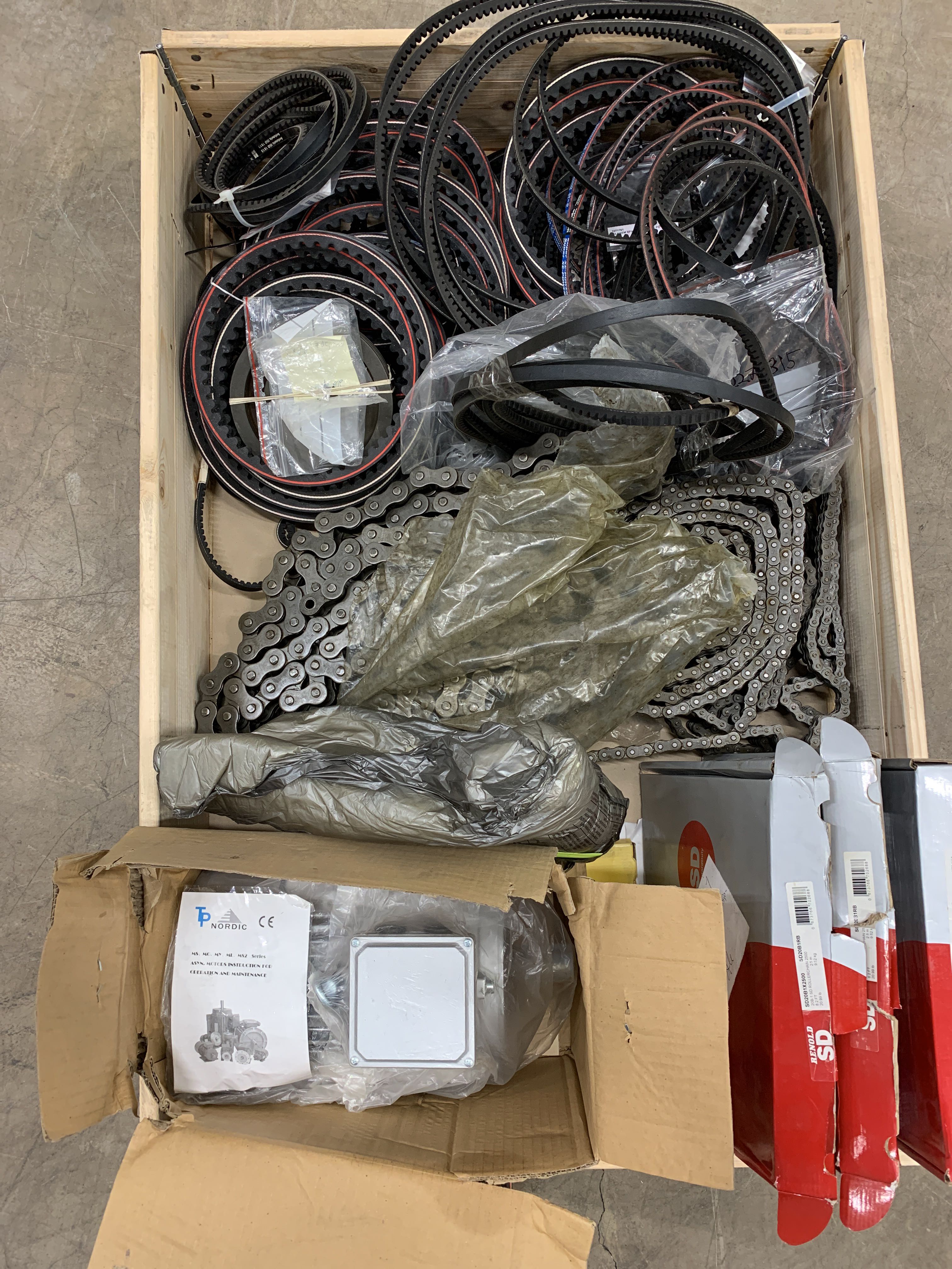Electric motor, chains & timing belts - PS Auction - We value the ...