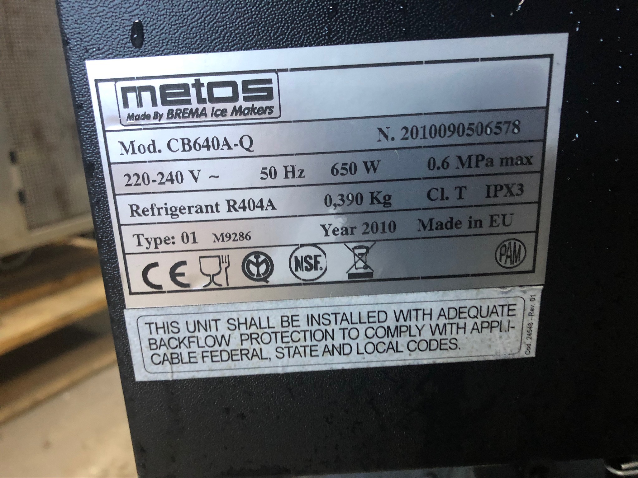 Ice maker Metos 67 / day, volume binge 40 kg. Floor Model - PS Auction ...
