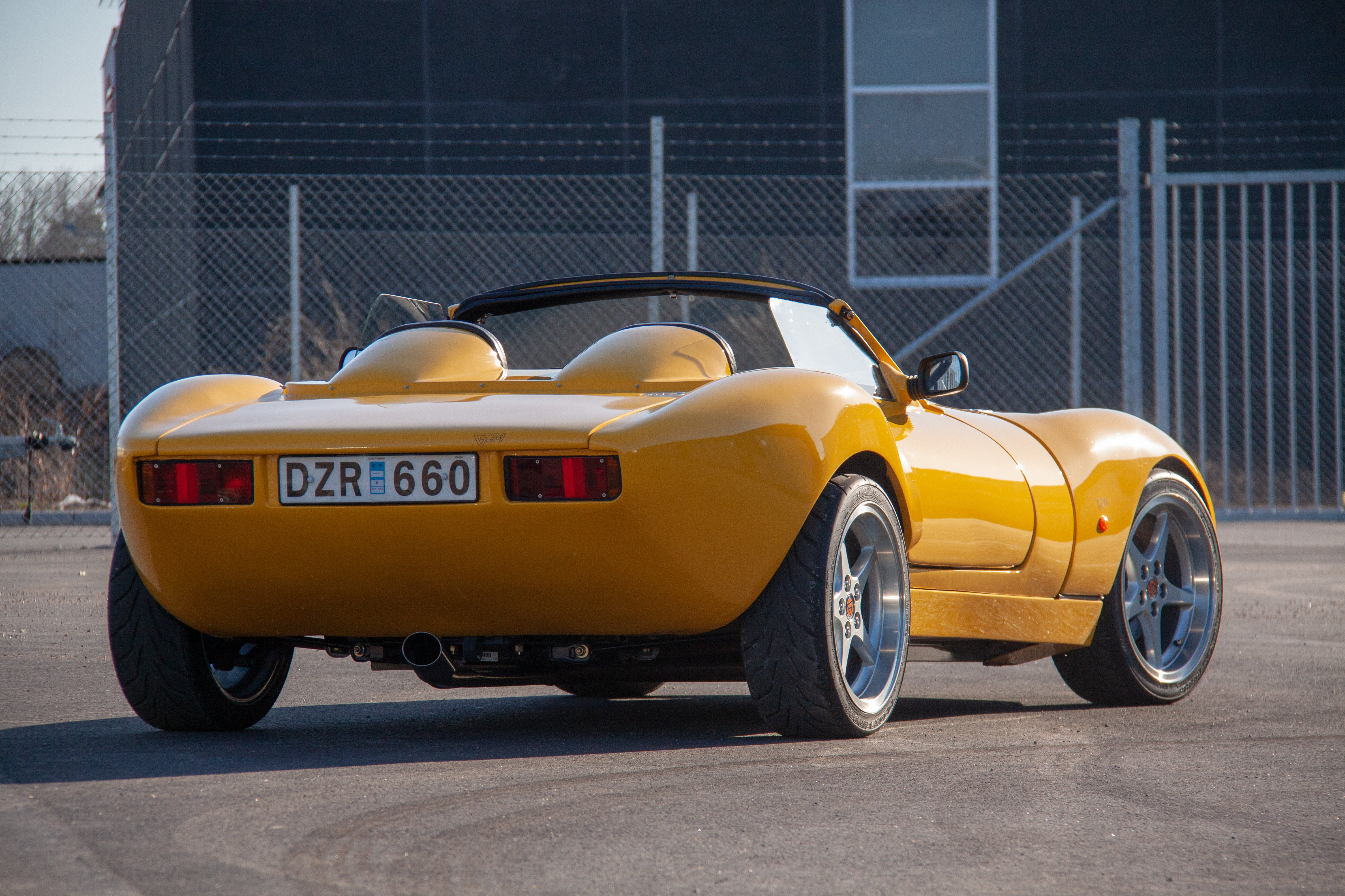 Ginetta G34 R -97 (Car 10 of 21) - PS Auction - We value the future ...