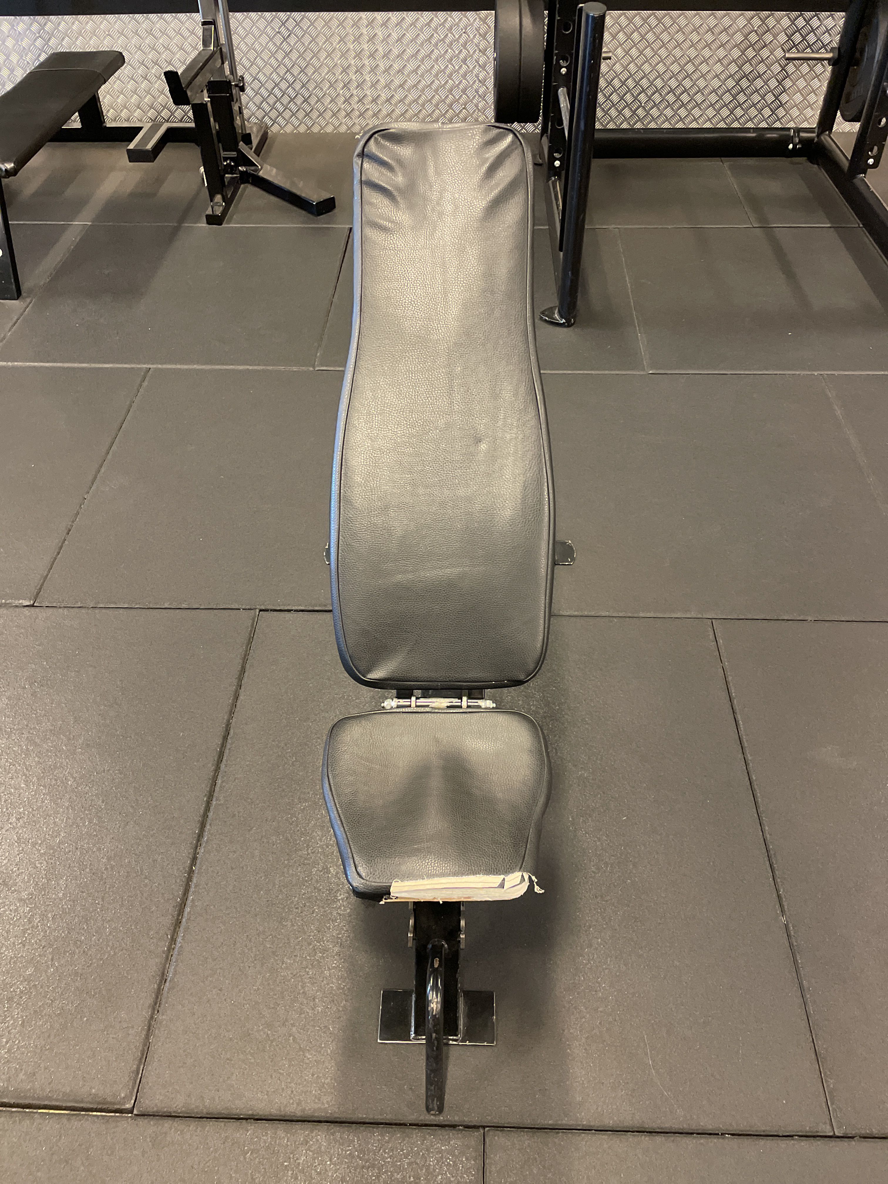 Adjustable bench - PS Auction - We value the future - Largest in net ...