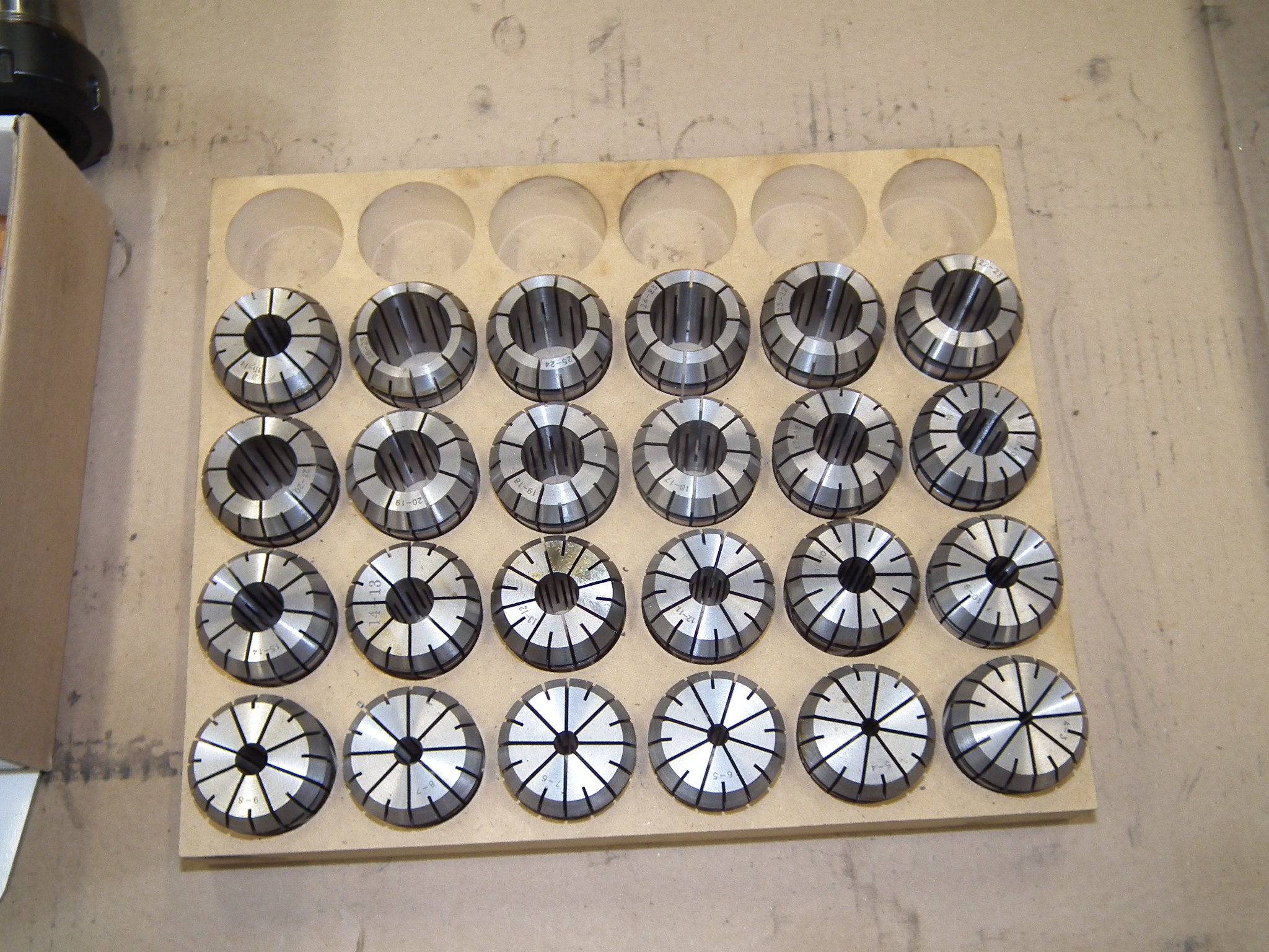 Tool holder ISO 40, BT 40 - PS Auction - We value the future - Largest ...