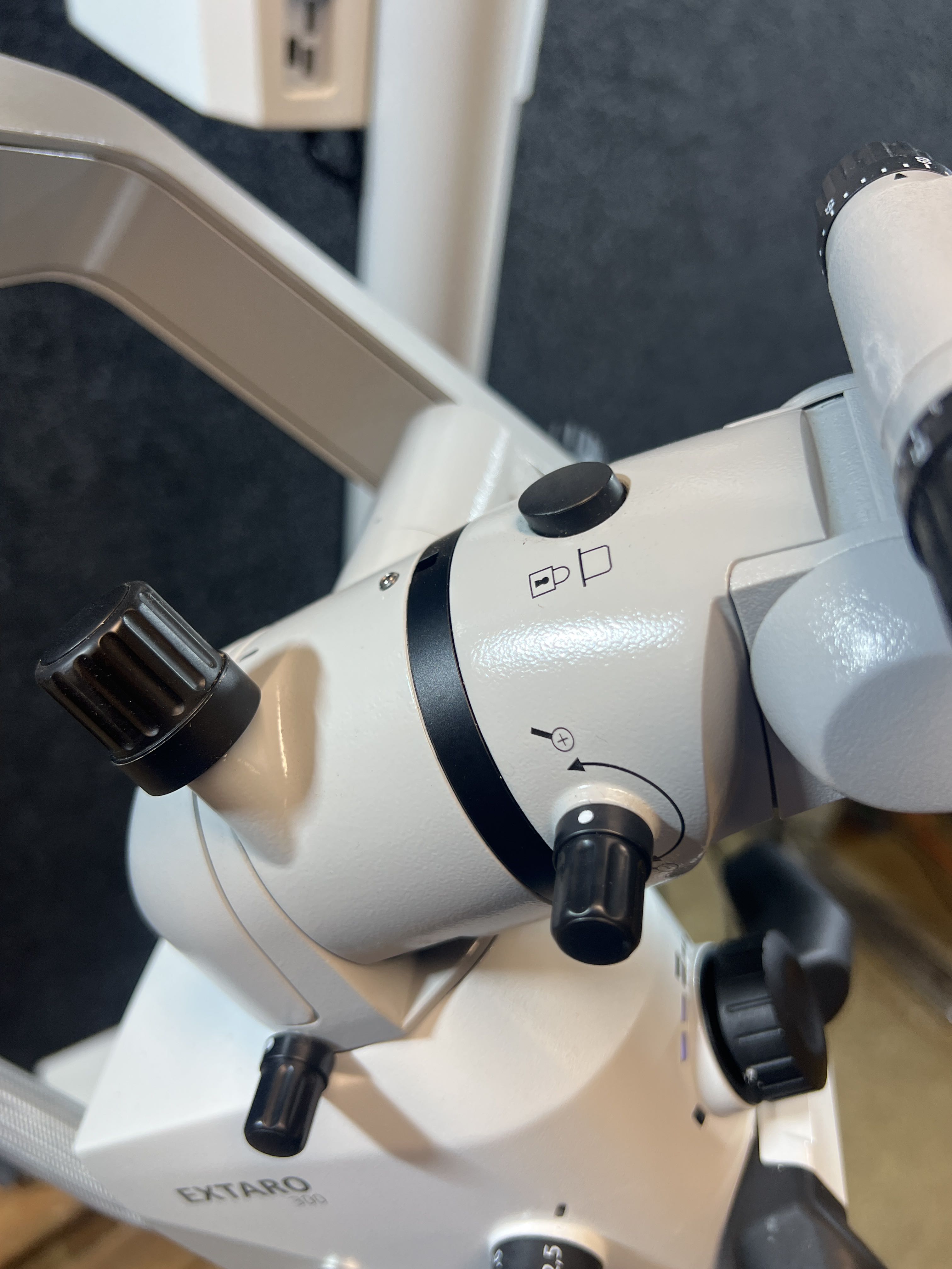 Microscope Zeiss EXTARO 300 Dent, 2022 - PS Auction - We value the ...