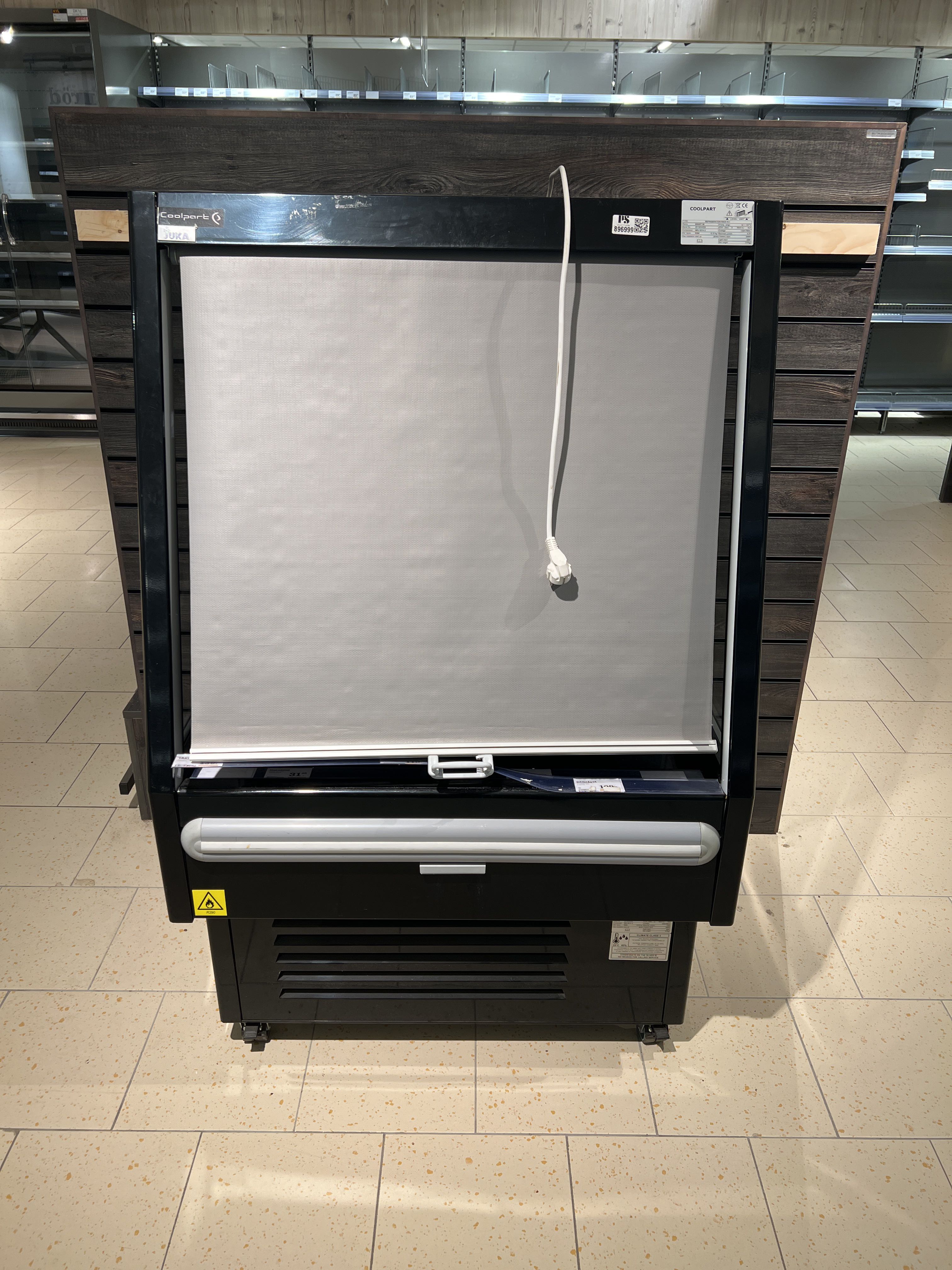 Coolpart display fridge/sandwich fridge with night curtain - PS Auction ...