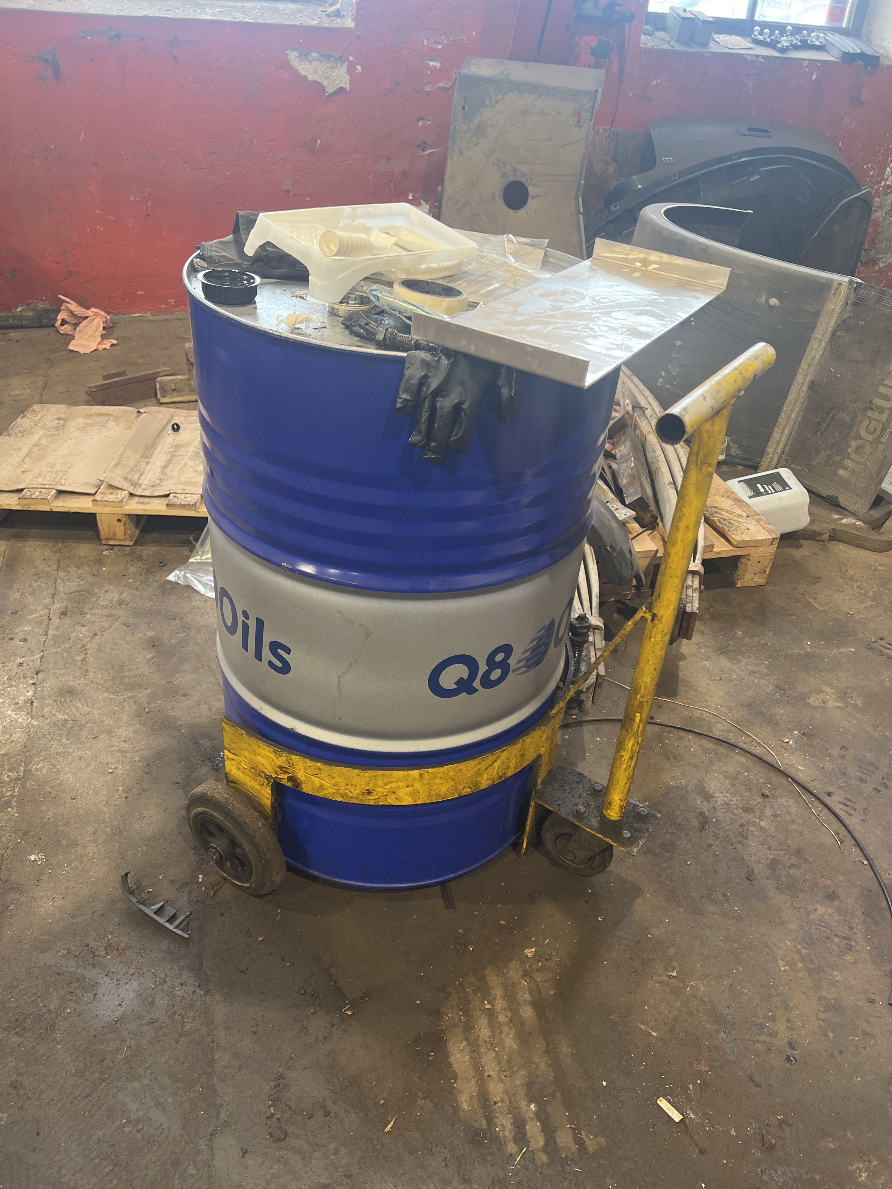 Pallet box/Pallet container & oil drum trailers - PS Auction - We value ...