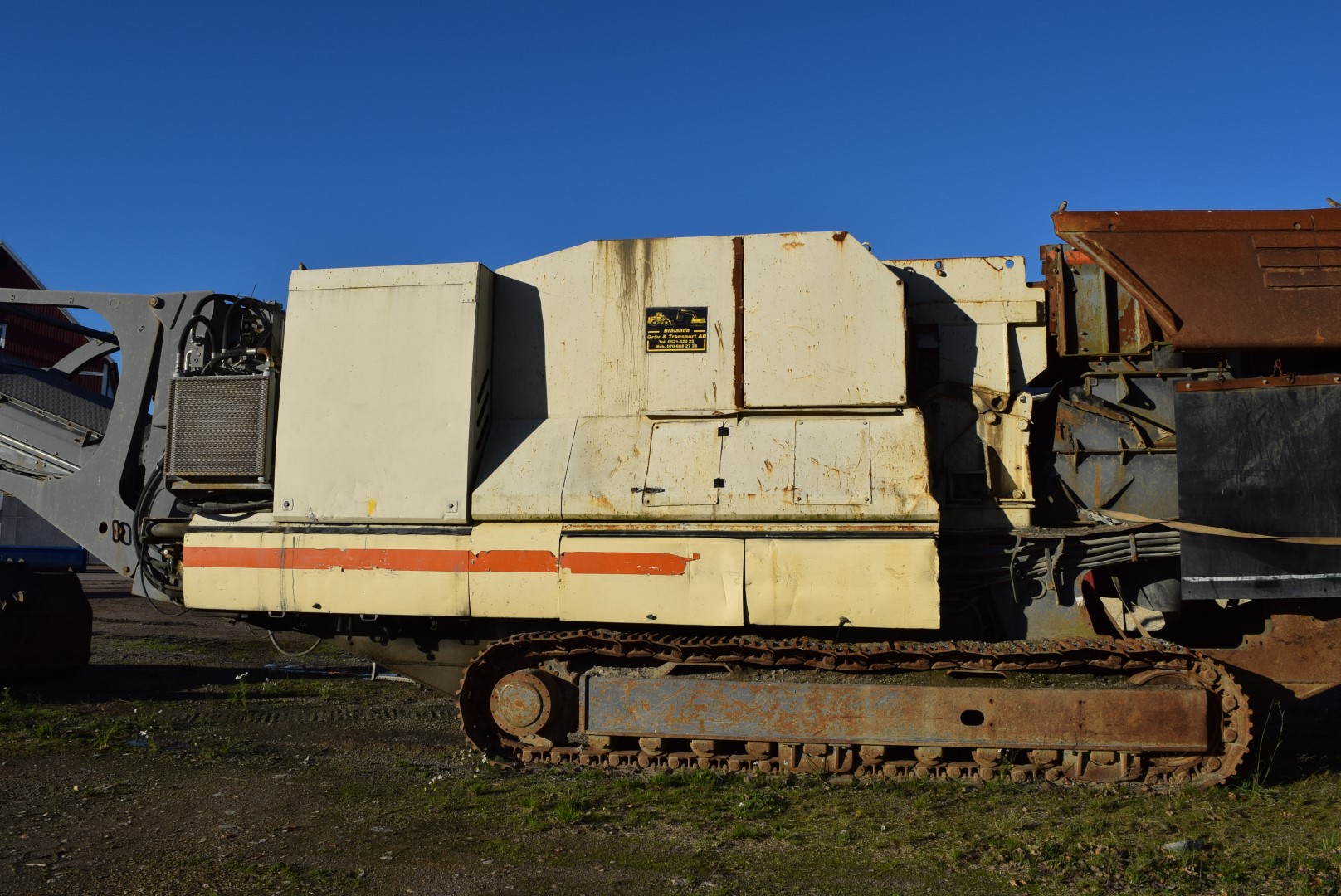 Mobile crushing plant Metso Lokotrack LT 3054 - PS Auction - We value ...
