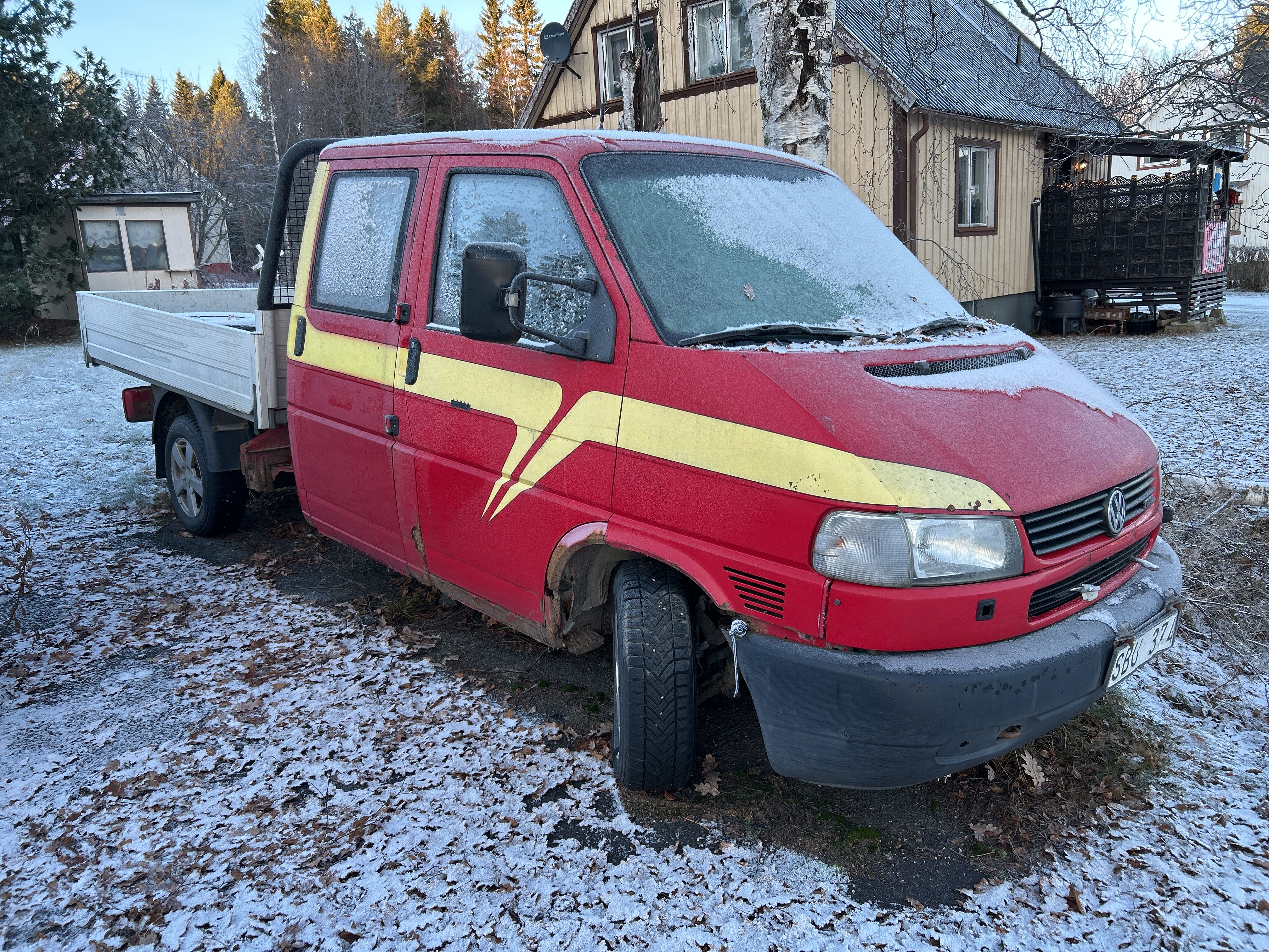 Volkswagen Transporter Chassi Double Cab 2.8t 2.5 TDI Syncro, 102hk ...