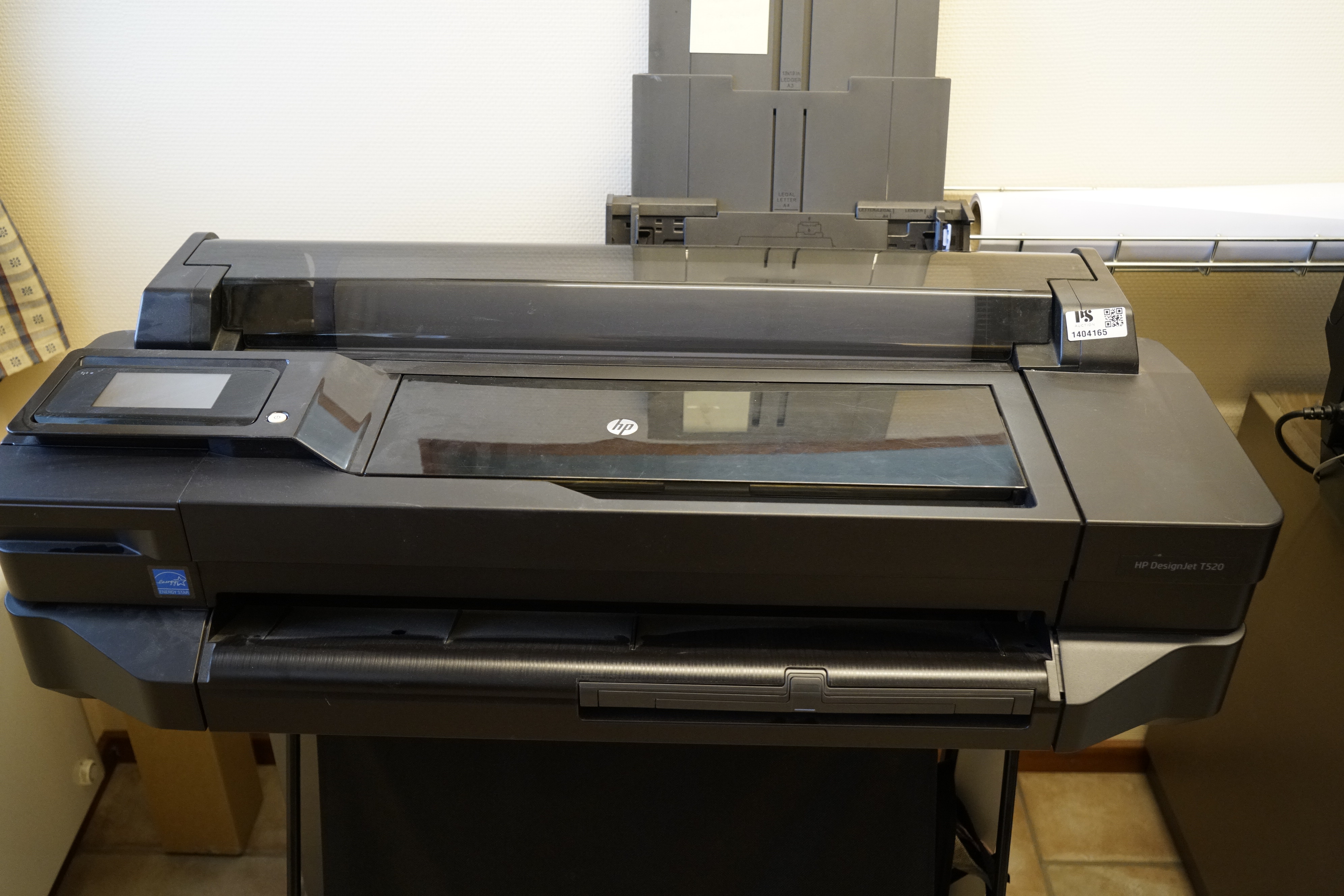 HP DesignJet T520 - Large Format Printer - PS Auction - We value the ...