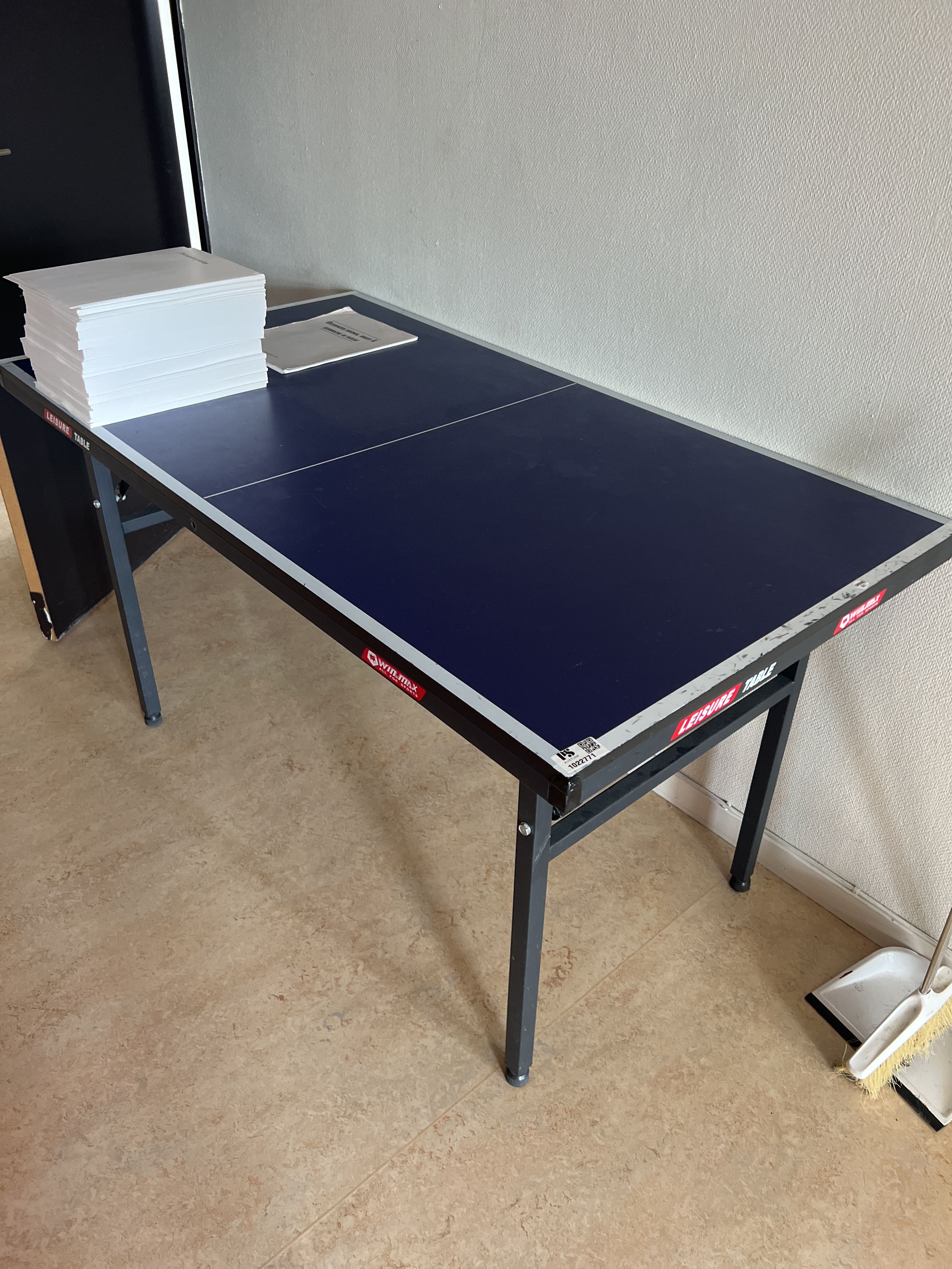 Pingisbord i miniformat - Auktioner online - Nätauktioner ...