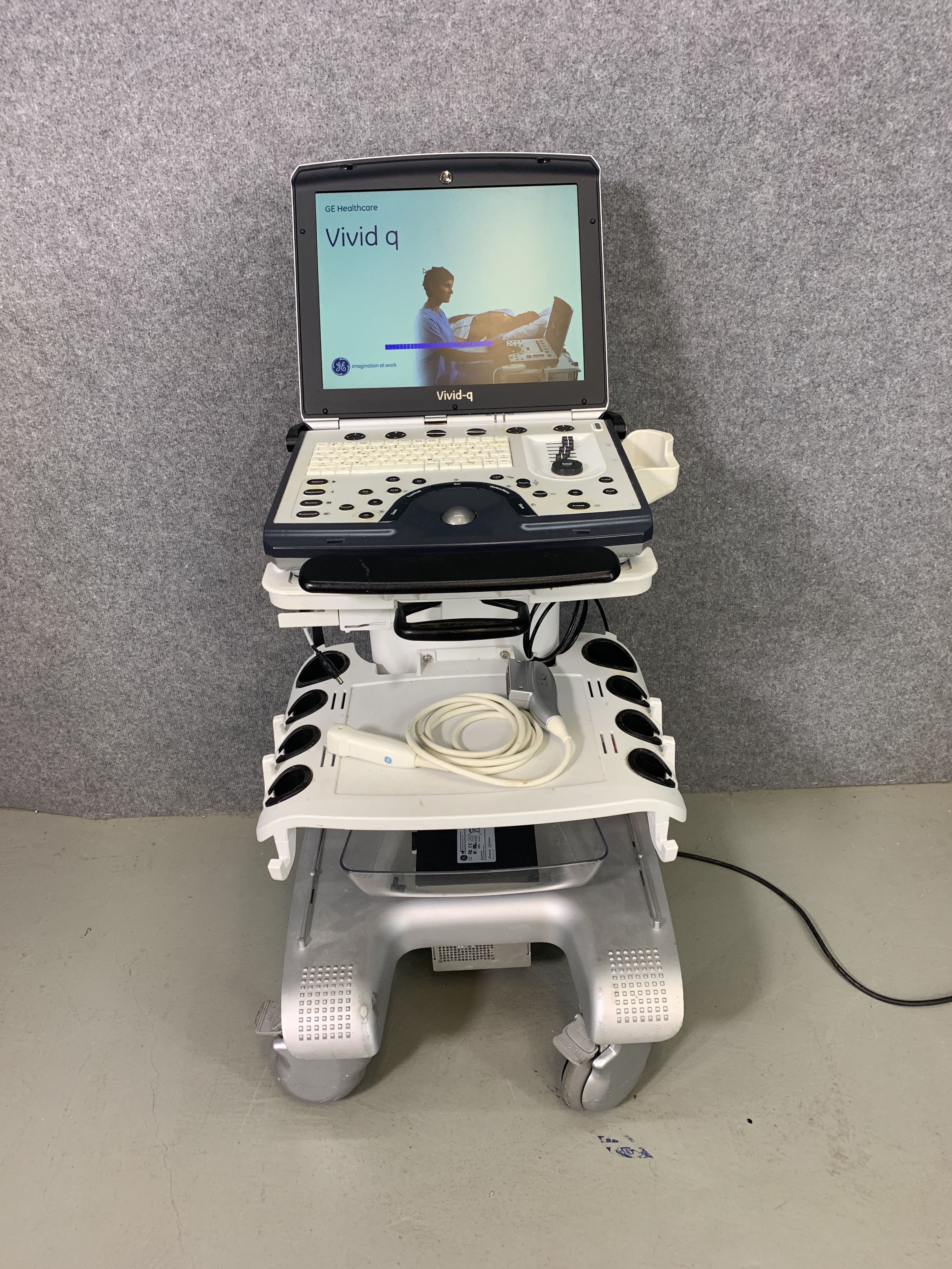 Ultraljudsmaskin Vivid Q - Auktioner online - Nätauktioner ...