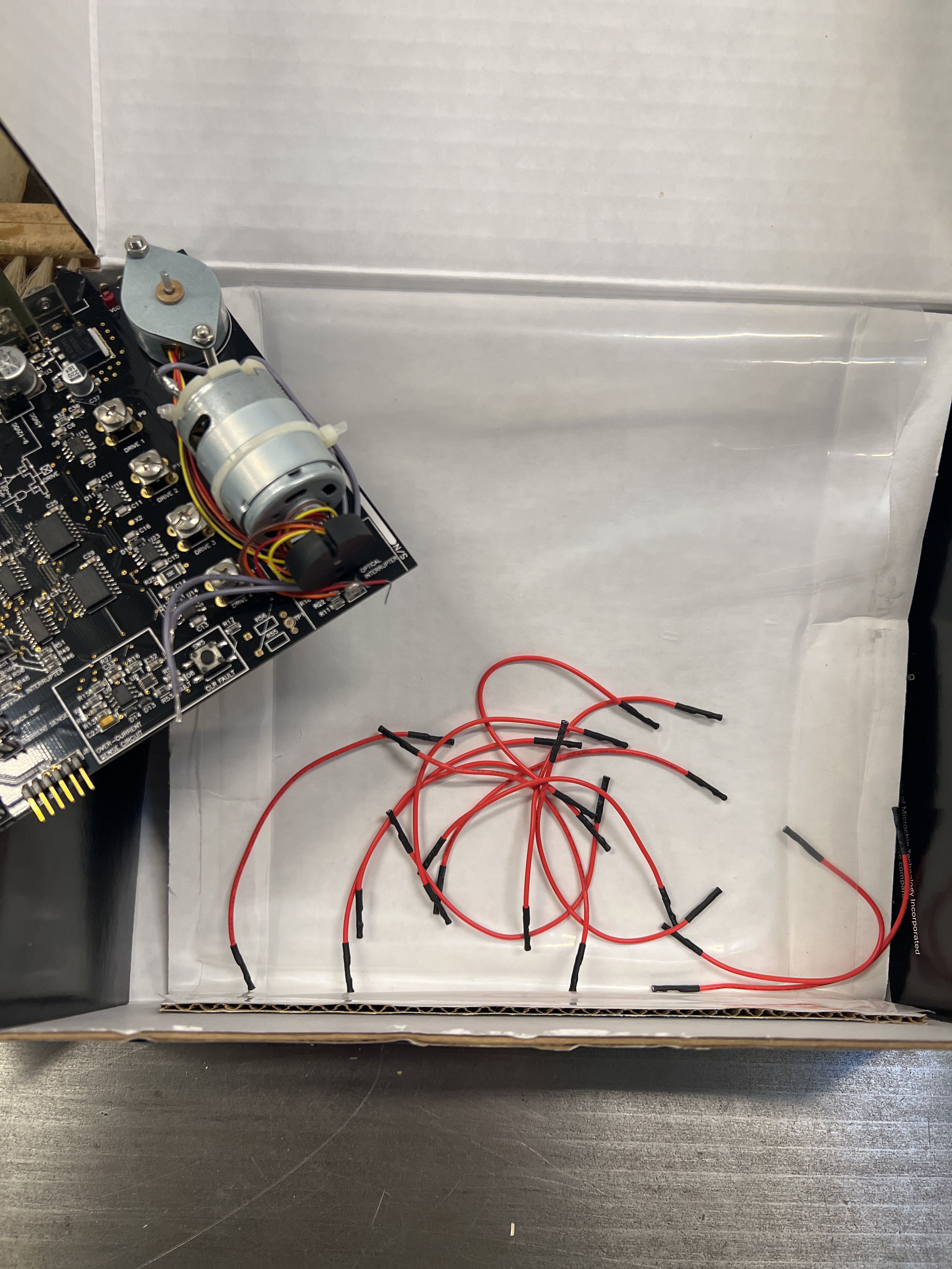 Utvecklings och laborationskort MECHATRONICS DEMONSTRATION KIT ...