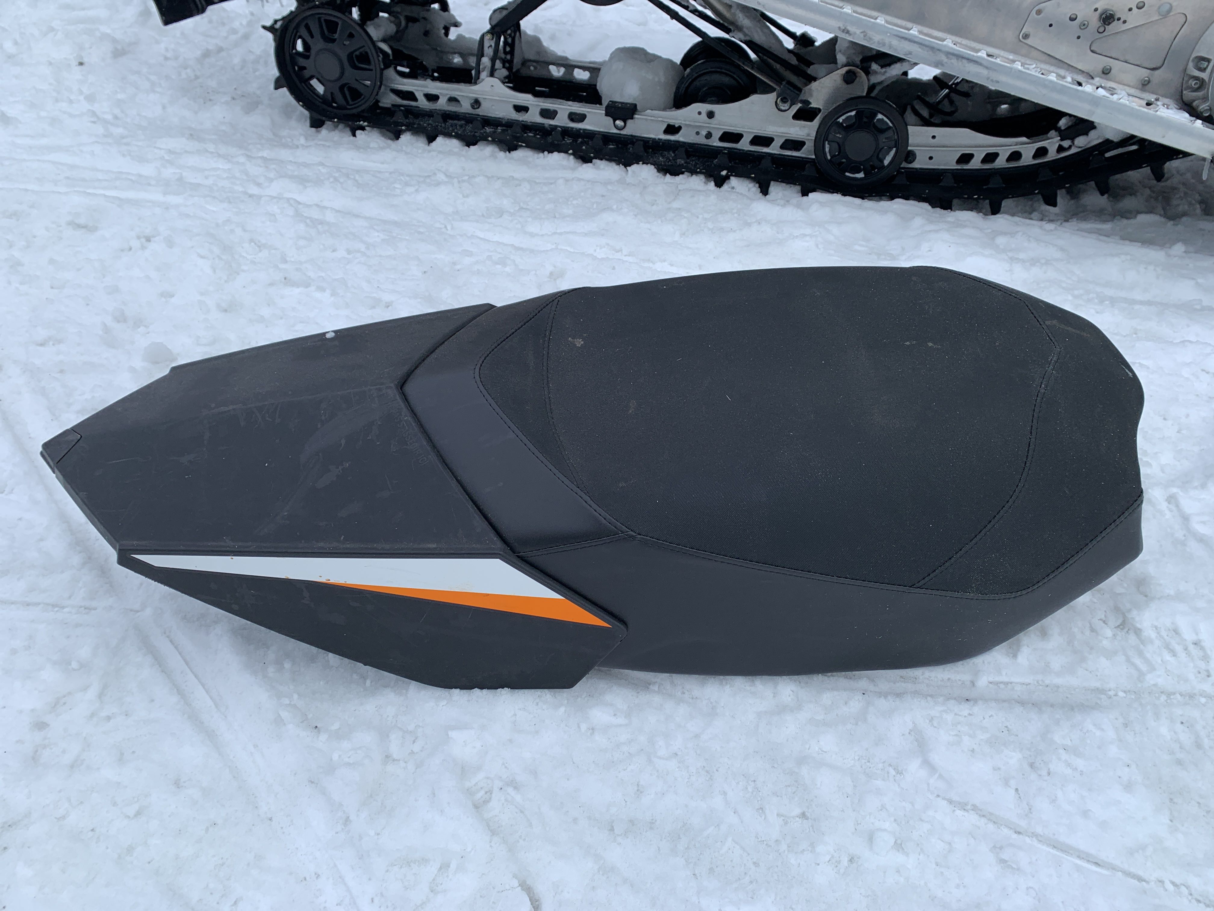 Snöskoter Ski-Doo Renegade Sport 600 ACE -2019 - Auktioner online ...
