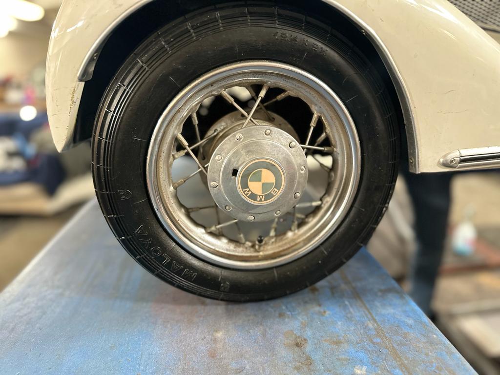 FRANCO SBARRO BMW 328 BABY MED SACHS MOTOR - Auktioner online ...