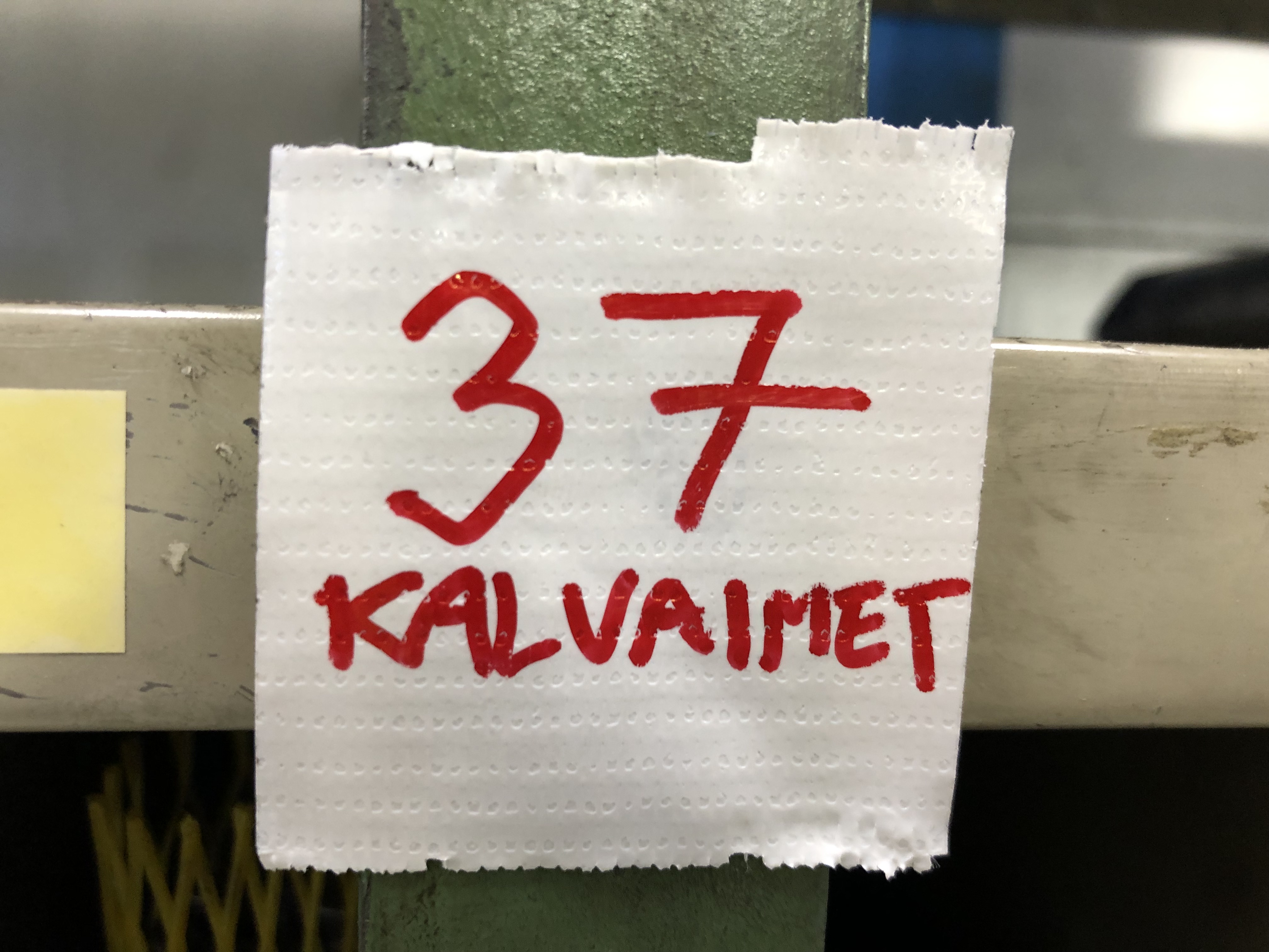 Iso erä kalvaimia ja kalvaimien varsia - PS Auction - We value the ...