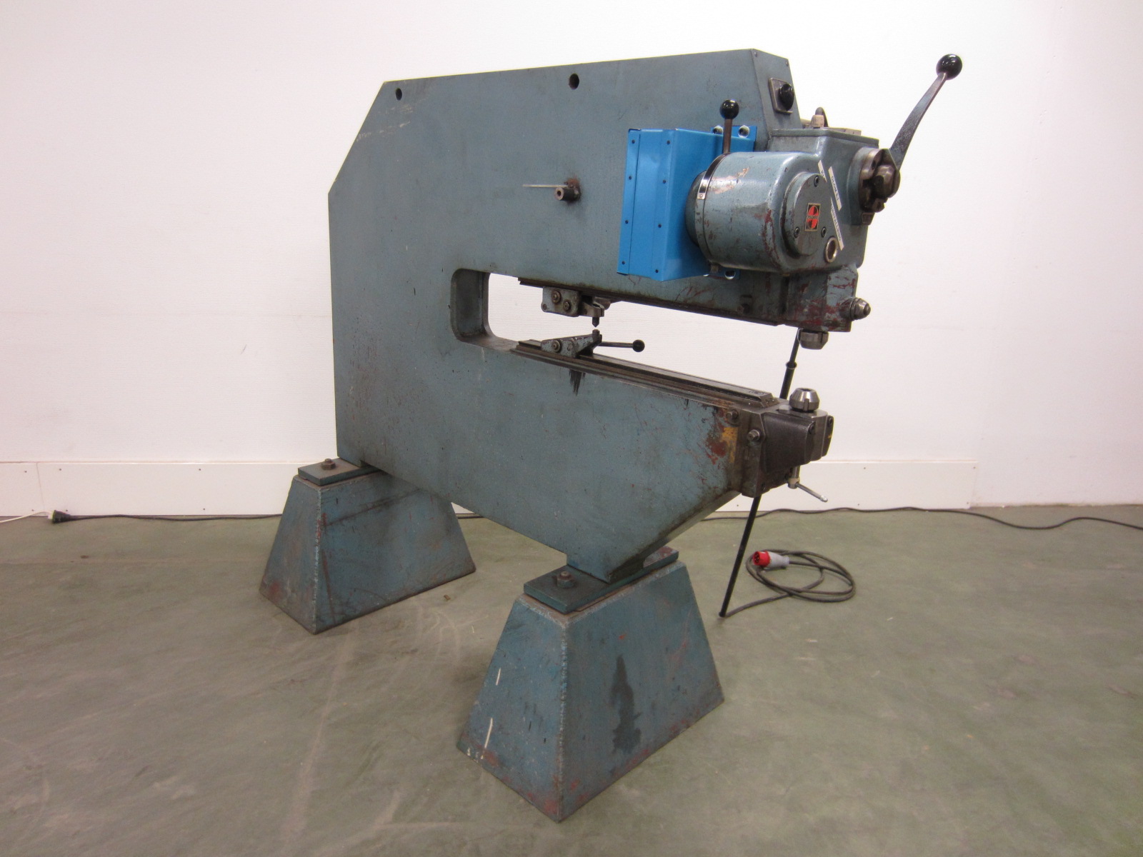 Pullmax P6 - PS Auction - We value the future - Largest in net auctions