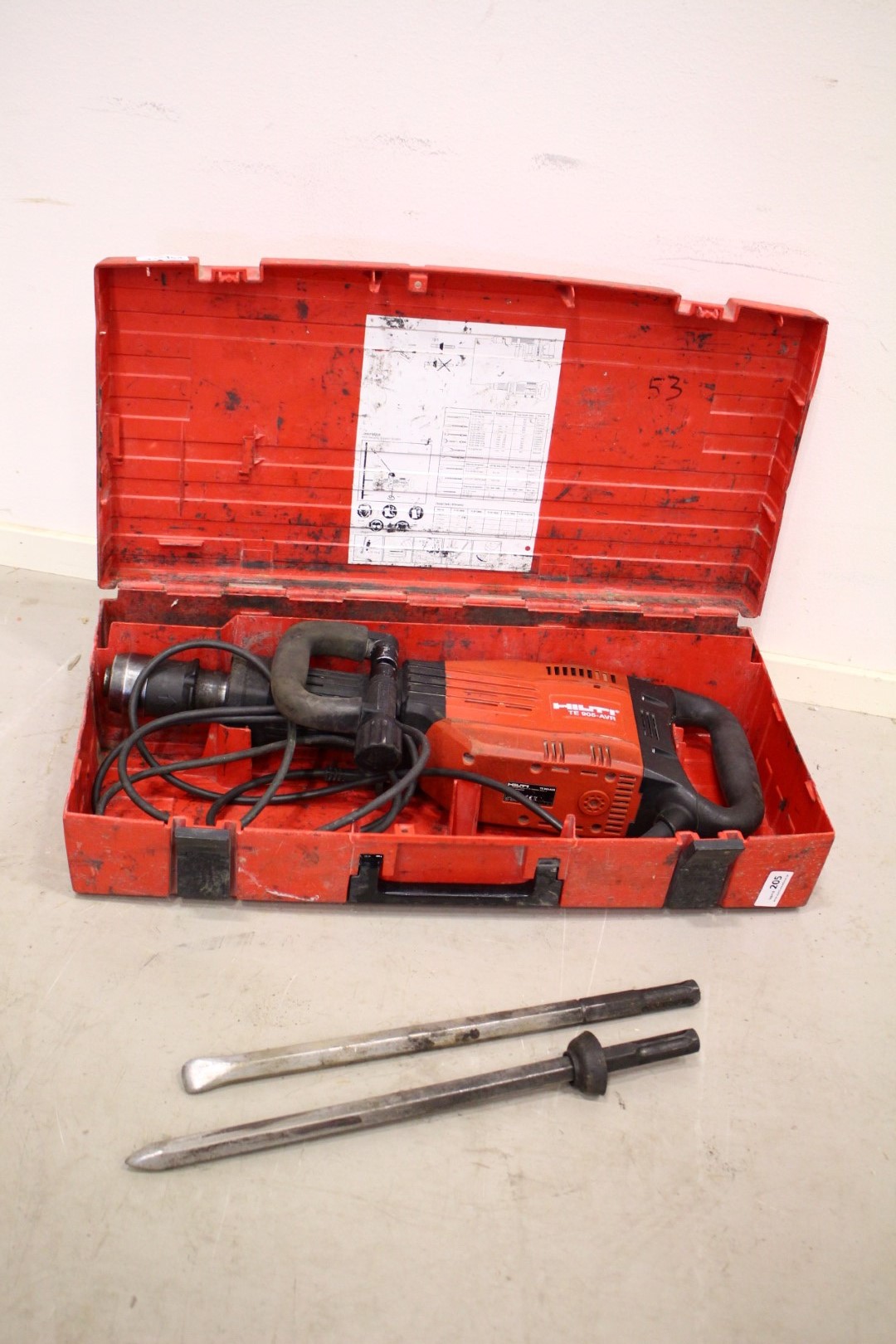 Bilningsmaskin Hilti TE 905-AVR - Auktioner online - Nätauktioner ...