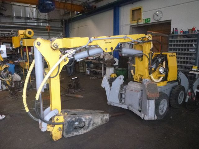 Remote robotic excavator Brokk 250 - PS Auction - We value the future ...