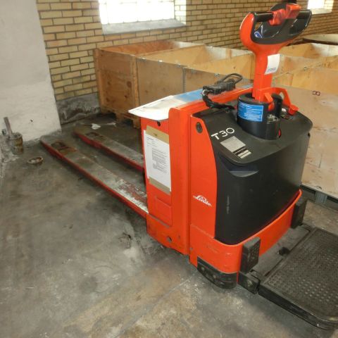 Palltruck Linde t30 - Auktioner online - Nätauktioner ...