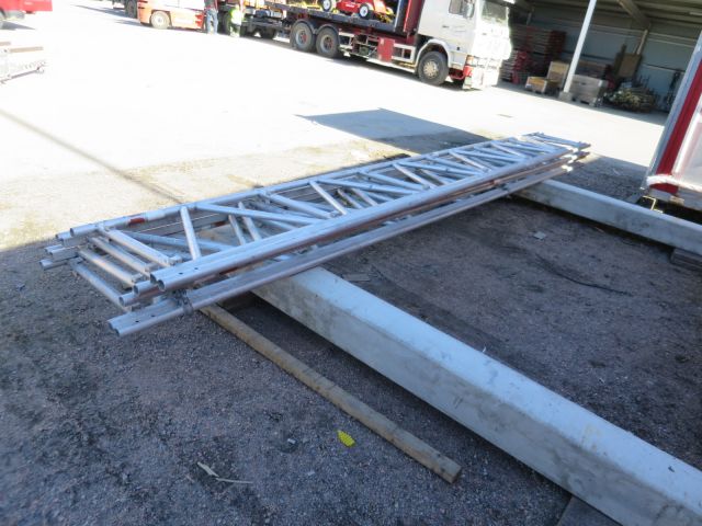 Fackverk 750 AL aluminium - Auktioner online - Nätauktioner ...