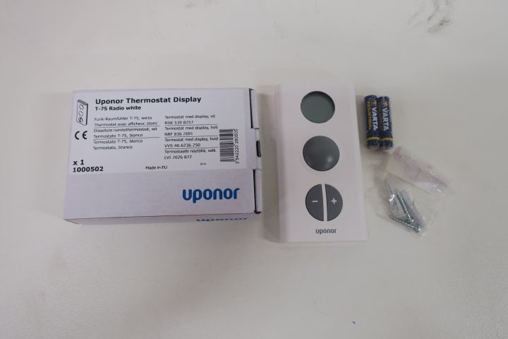 Thermostat with display Uponor T-75 radio - PS Auction - We value the ...