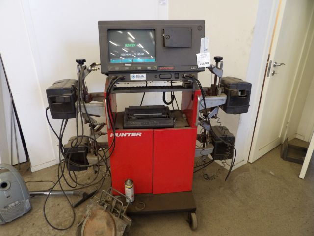 Hunter L111 Alignment machine. - PS Auction - We value the future ...