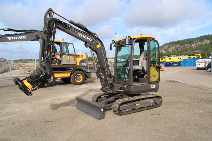 Volvo EC35D -16 (new!) - PS Auction - We value the future - Largest in ...