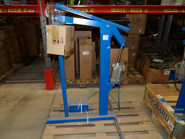 Bottom stapler for cartons - PS Auction - We value the future - Largest ...