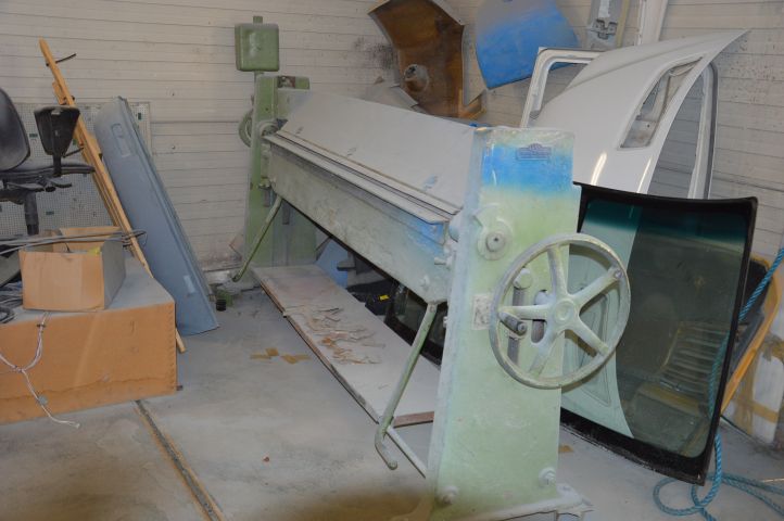 Luna cutting machine - PS Auction - We value the future - Largest in ...