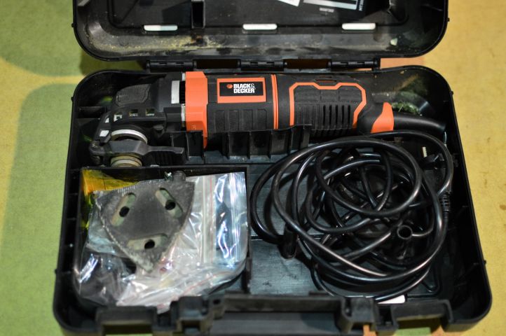 Black&Decker MT300KA Multi Tool - PS Auction - We value the future ...