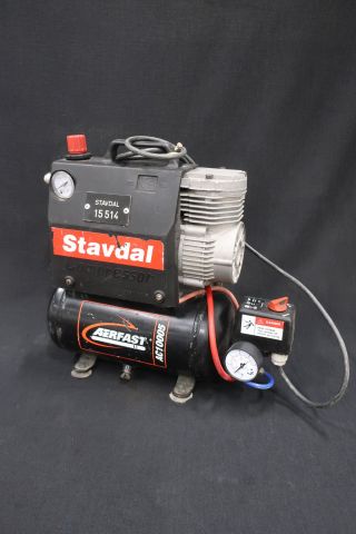 Air compressor Aerfast AC10005 (6 bar) - PS Auction - We value the ...
