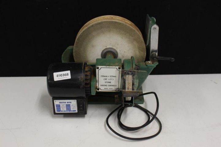 Wet grinder Stone Viking Grinder 40250 - PS Auction - We value the ...
