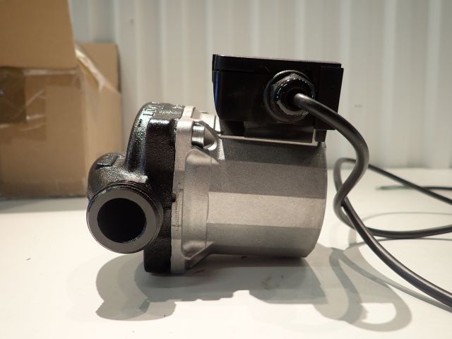 New circulation pump Vilo ST15 / 6 Eco 3P - PS Auction - We value the ...