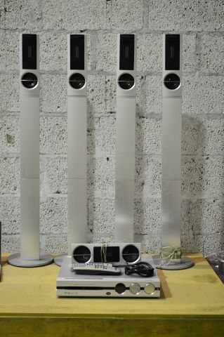 Philips LX 8000SA home cinema system - PS Auction - We value the future ...