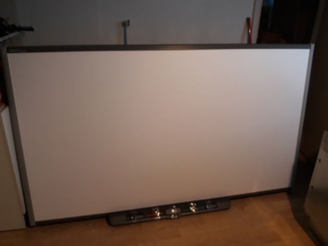 Interactive 94“ White Board, SB690 - Smart board - PS Auction - We ...