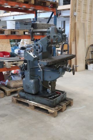 Universal milling machine Abene - PS Auction - We value the future ...
