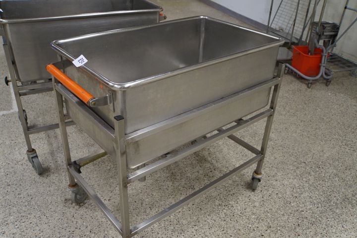 Stainless steel tub on wheels - PS Auction - We value the future ...