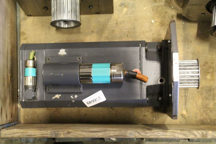 Siemens brushless servo motor with optical encoder - PS Auction - We ...