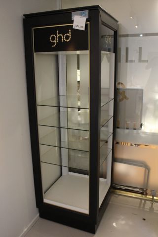 Display cabinet GHD - PS Auction - We value the future - Largest in net ...