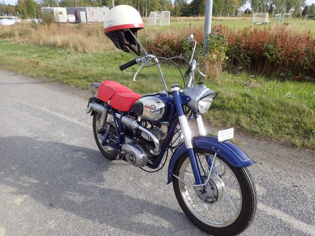 Monarch 250 Blue Arrow 1954 - PS Auction - We value the future ...