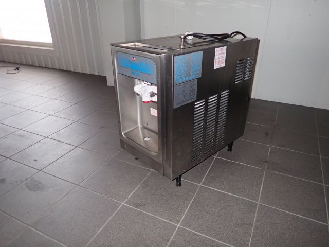 Soft glass machine TAYLOR model: 152-40 - PS Auction - We value the ...