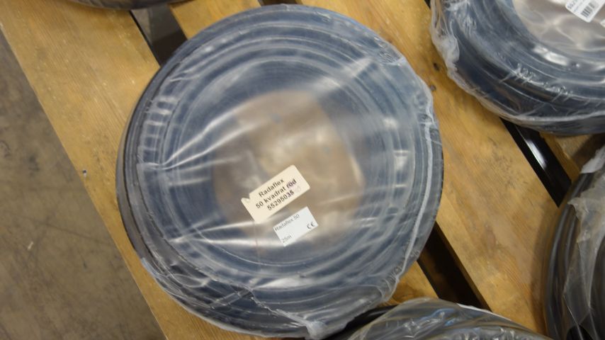 Radaflex cable 50.0 Black R25 25m - PS Auction - We value the future ...