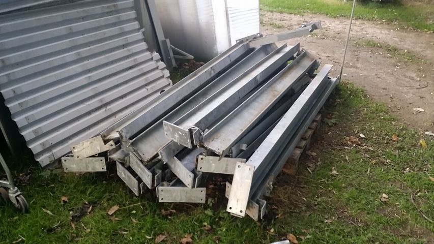 22 roof chair legs (I-beam 120 mm), length 225cm - PS Auction - We ...