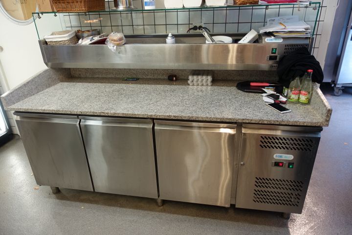 Pizza bench with granite slab - PS Auction - We value the future ...