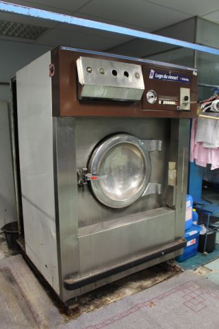 Washing machine from Wascator WE-40S - PS Auction - We value the future ...