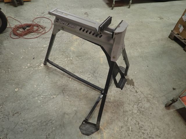 Elu superjaws montagespännbock - Auktioner online - Nätauktioner ...