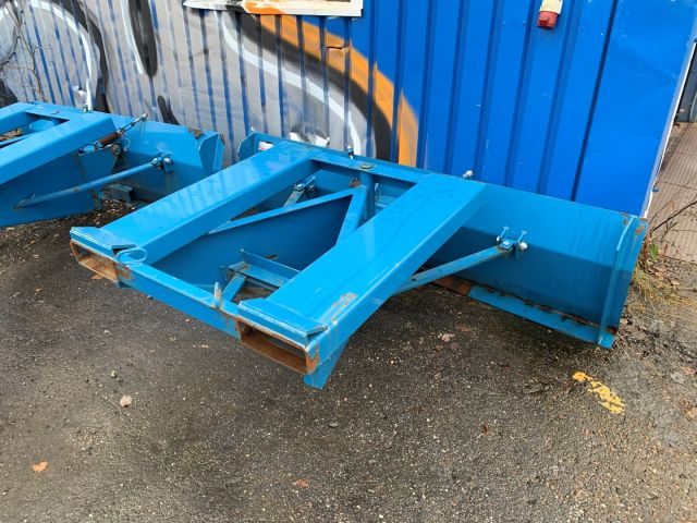 Snow plow for pallet forks / truck Intra SP 20 - PS Auction - We value ...