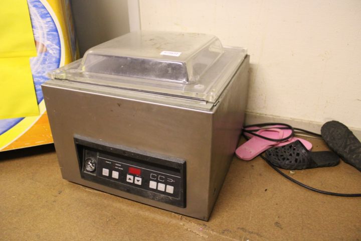 Vacuum machine Henkovac H1500H - PS Auction - We value the future ...