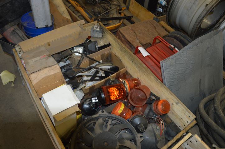 Blandpall scania och övriga maskiner (10) - Auktioner online ...